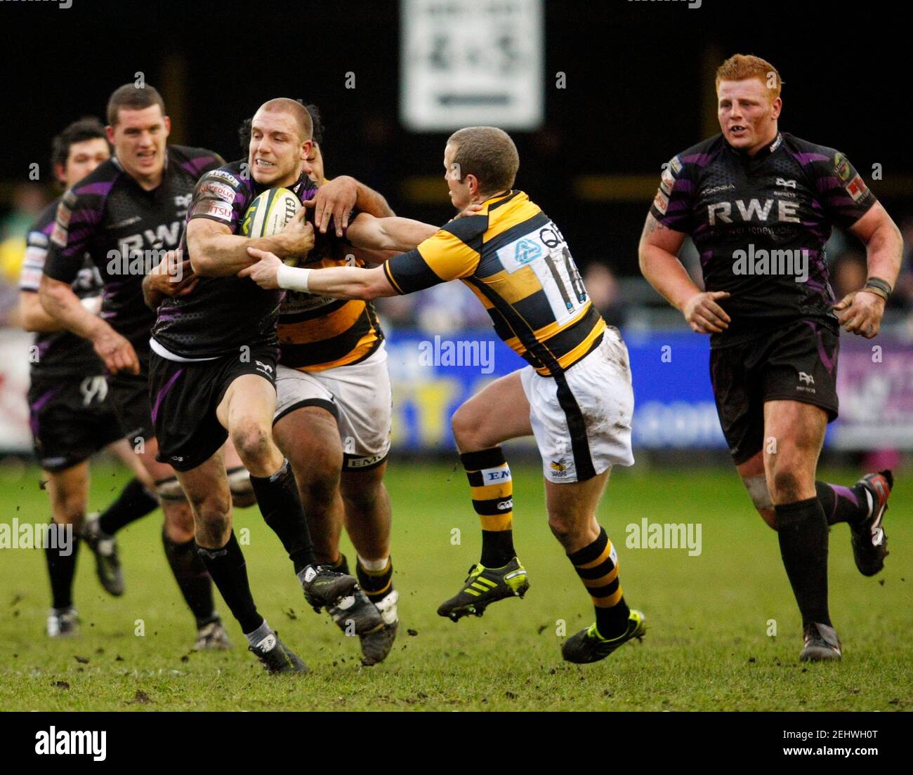 Tom isaacs hi-res stock photography and images - Alamy