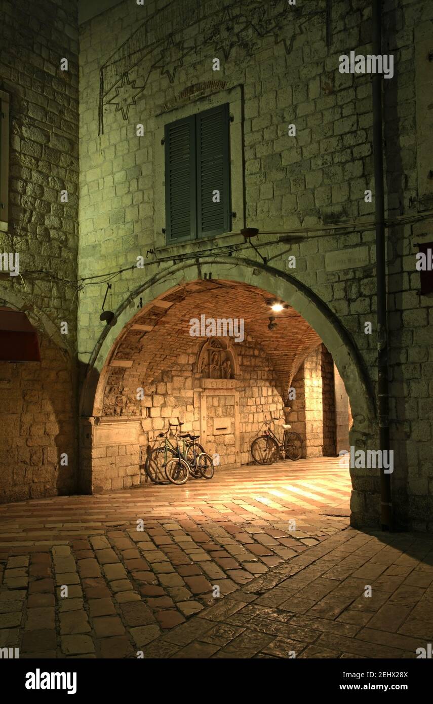 Maritime Gate of city walls in Kotor. Montenegro Stock Photo - Alamy