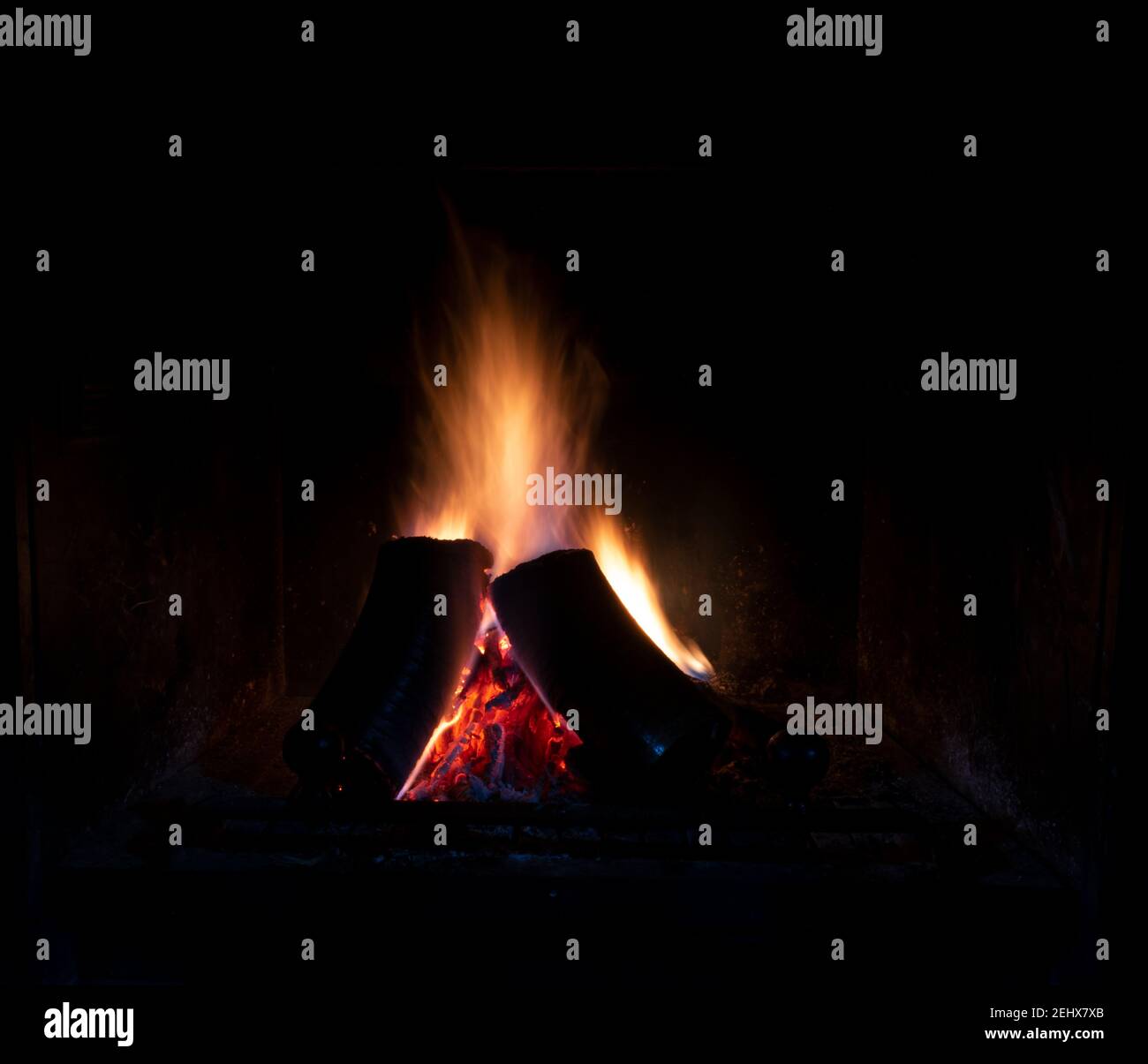 Soapstone fire hi-res stock photography and images - Alamy