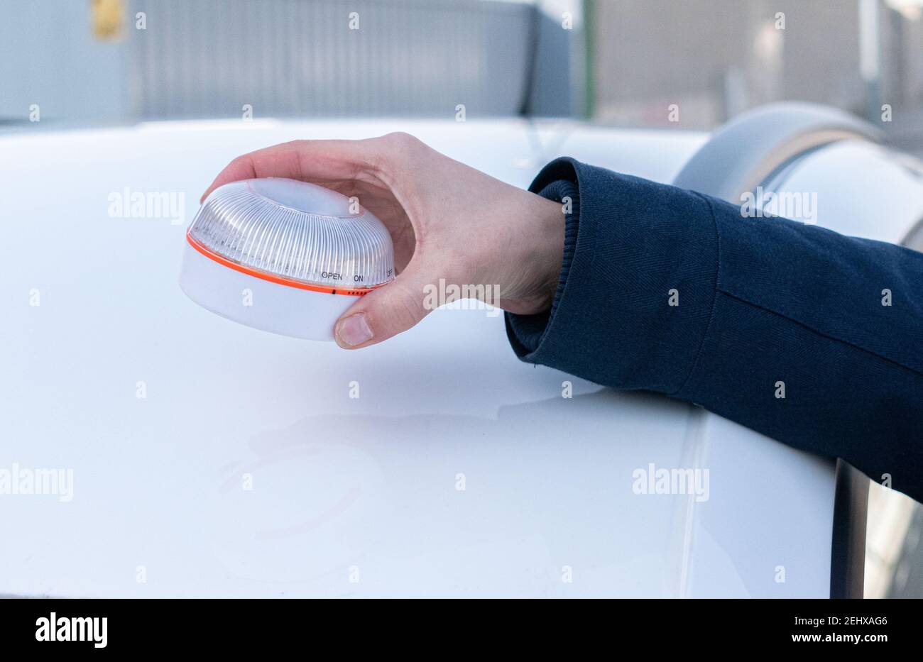 emergency light for damaged vehicles Stock Photo - Alamy