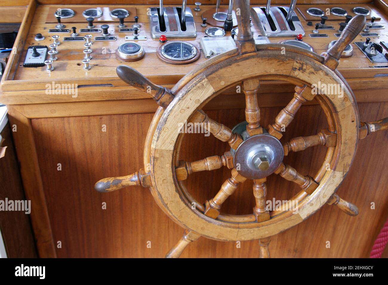 Ship ships bridge superstructure hi-res stock photography and images ...