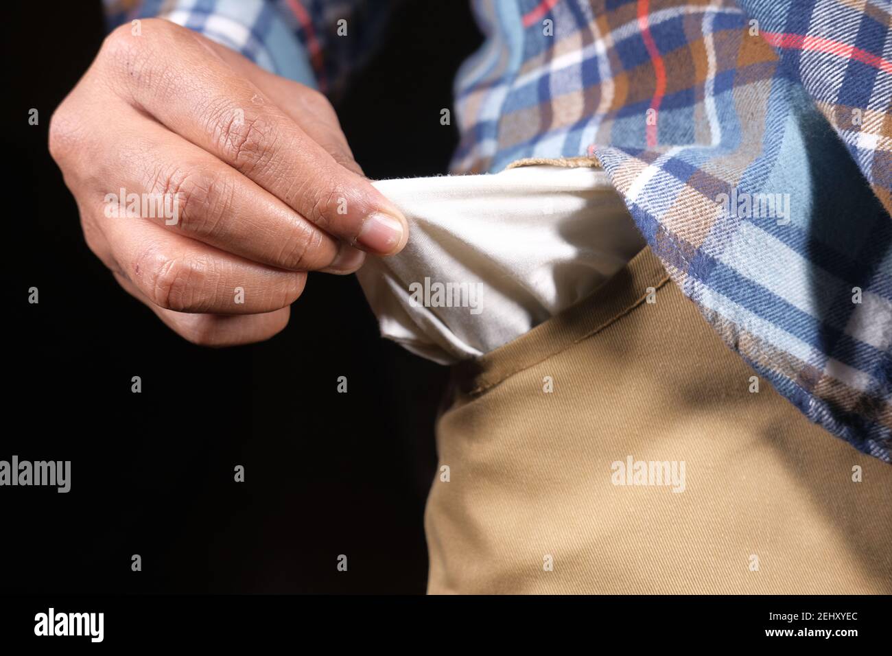 Pant pocket hi-res stock photography and images - Alamy