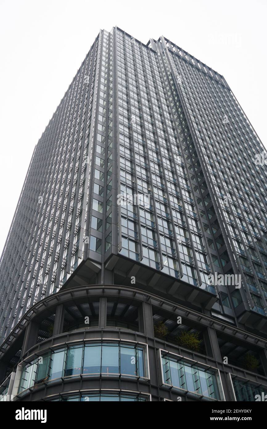 Marunouchi building and shin marunouchi building hi-res stock ...