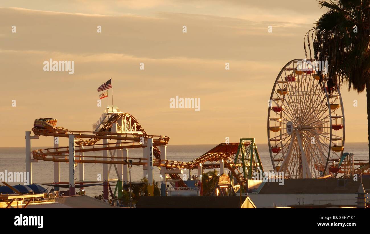 Classic ferris wheel, amusement park on pier in Santa Monica pacific ...