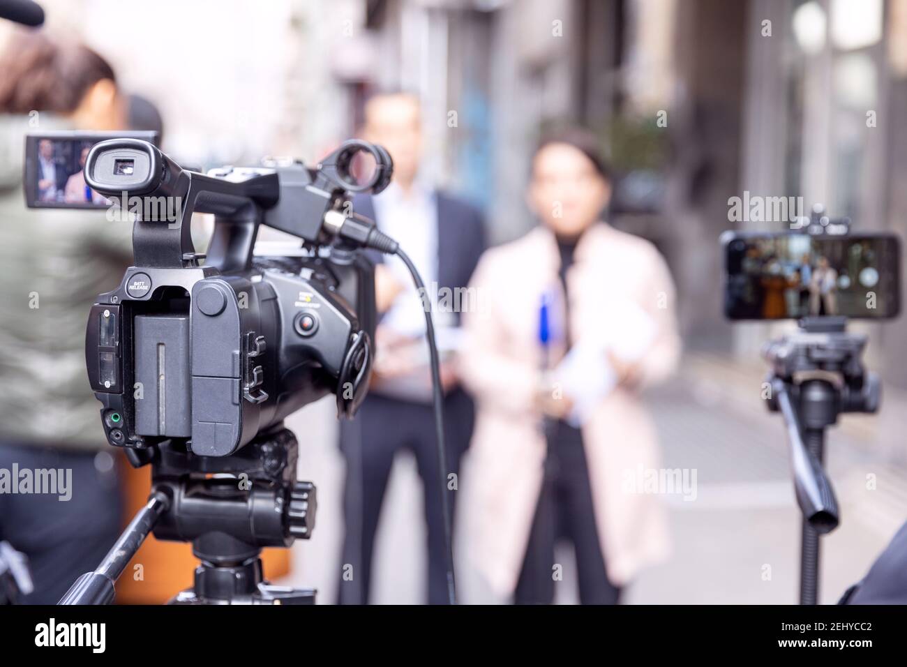 News Story Camera Microphone High Resolution Stock Photography and ...