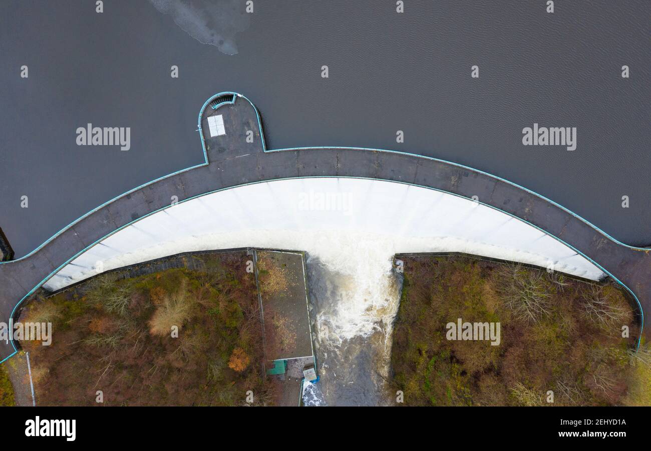 Dam discharge hi-res stock photography and images - Alamy
