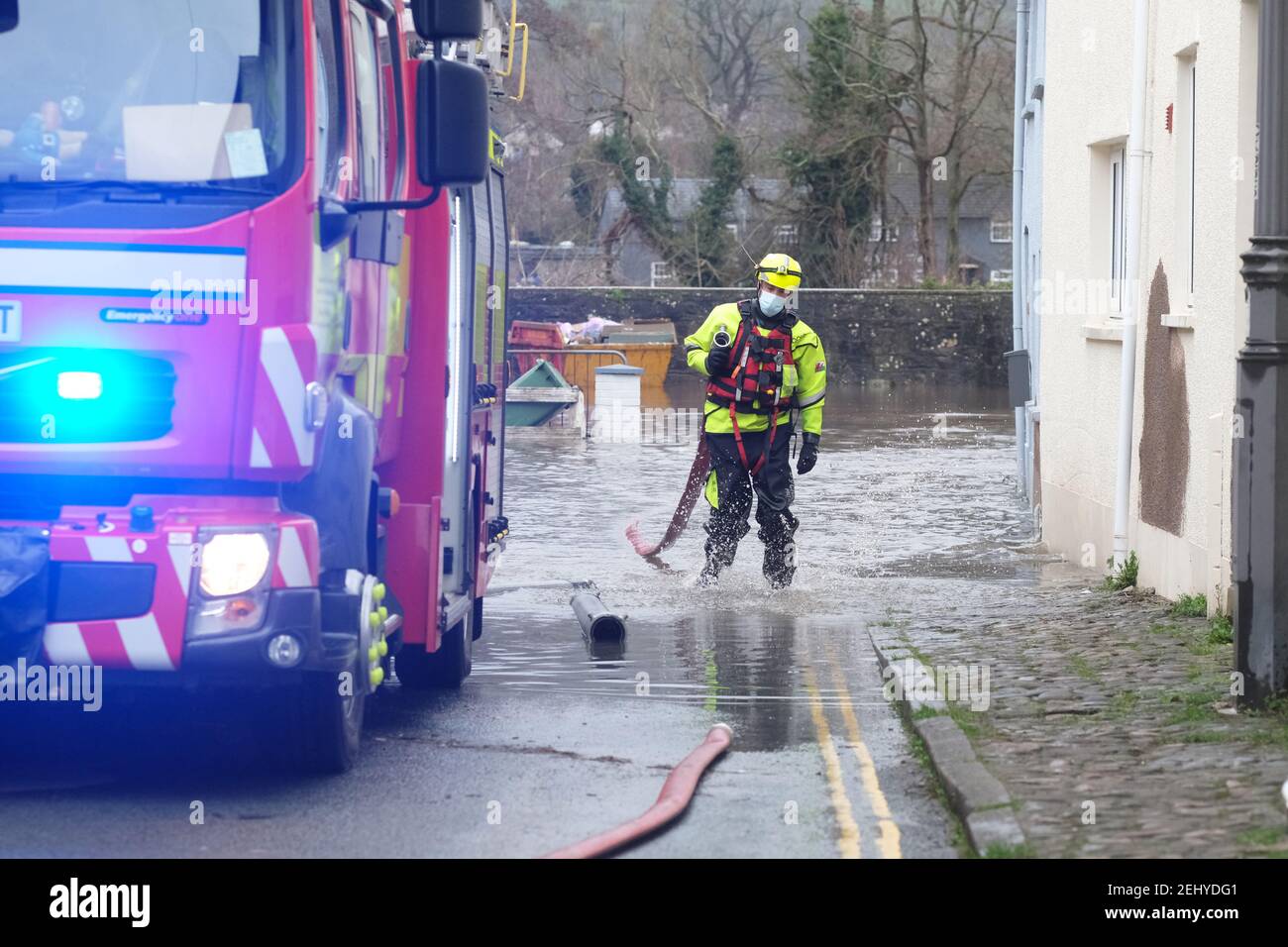 Firefighter flood floods climate change hi-res stock photography and ...