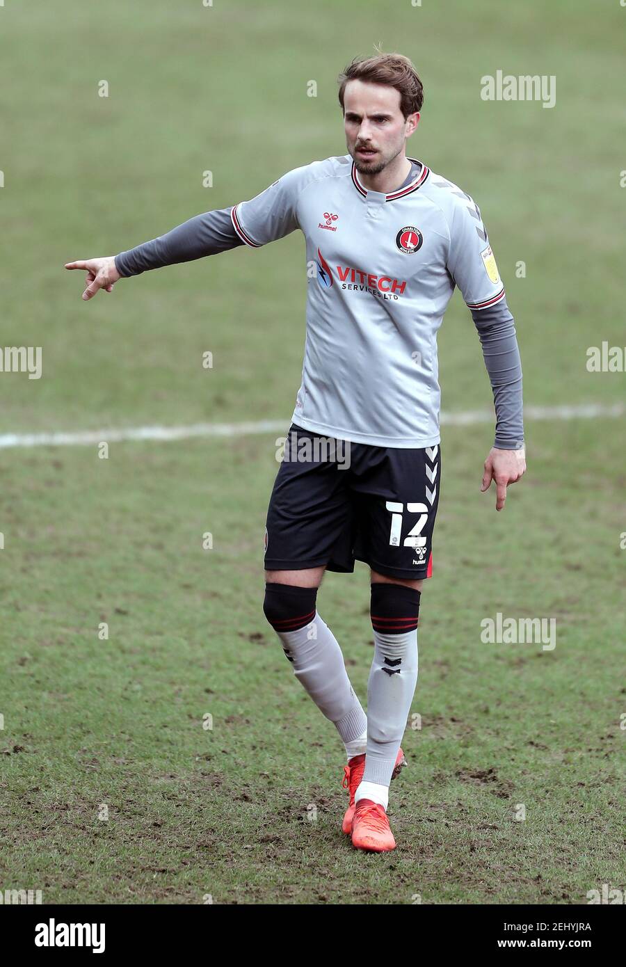 Charlton athletics andrew shinnie hi-res stock photography and images ...