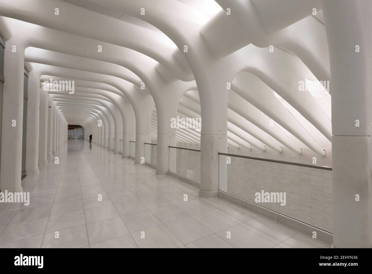World trade center train station hi-res stock photography and images ...