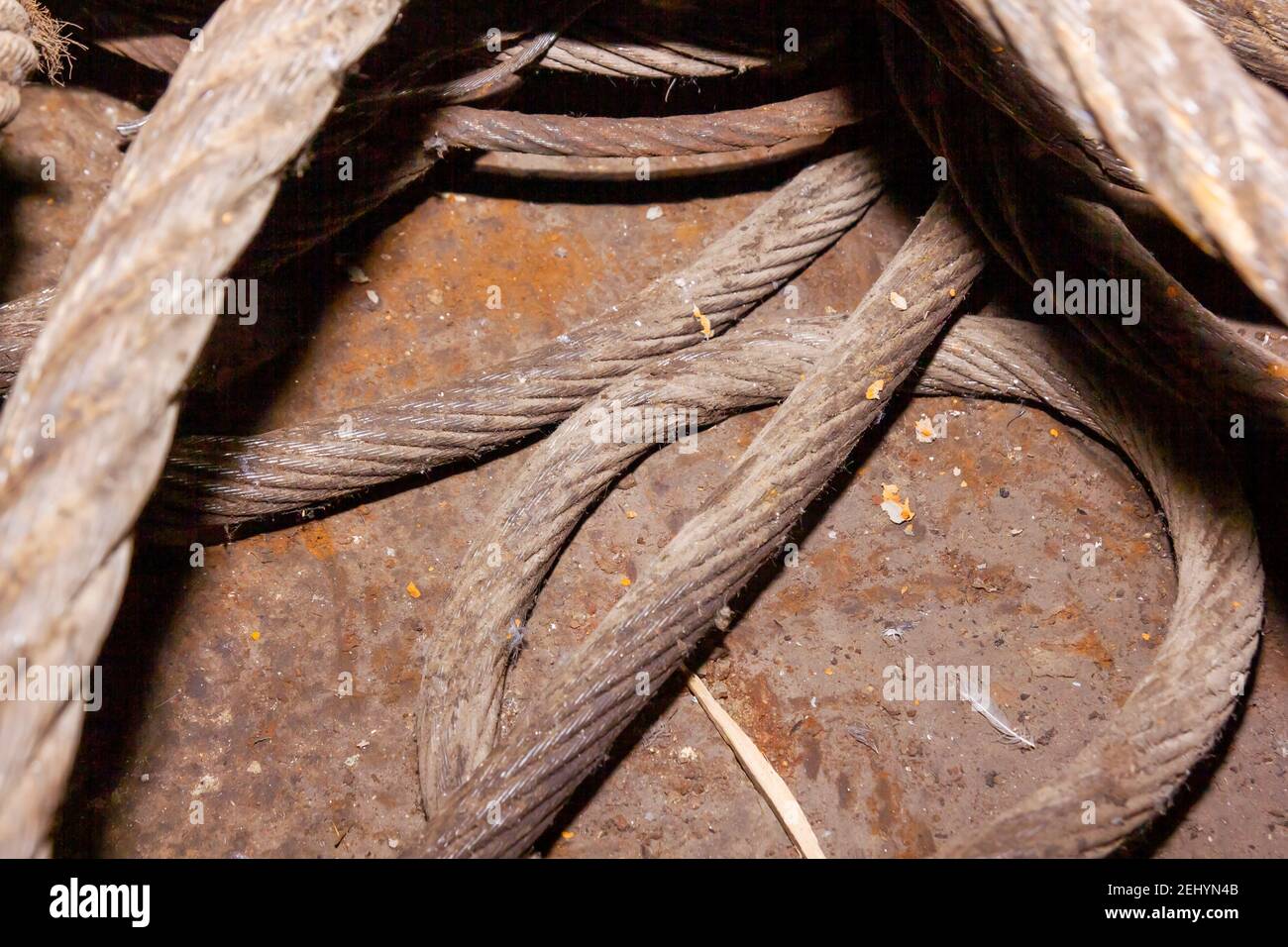 Iron steel wood and cord hi-res stock photography and images - Alamy
