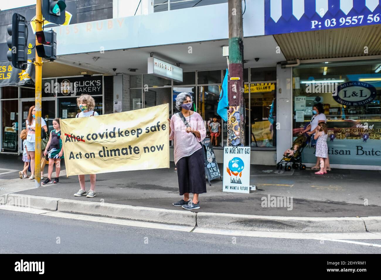 Shopping strip melbourne hi-res stock photography and images - Alamy