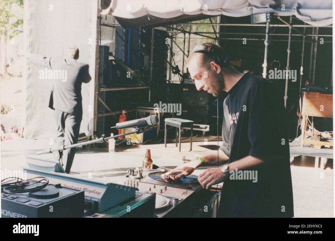 DJ Eclipse and Prime Minister Pete Nice of the Def Jam Recordings group ...