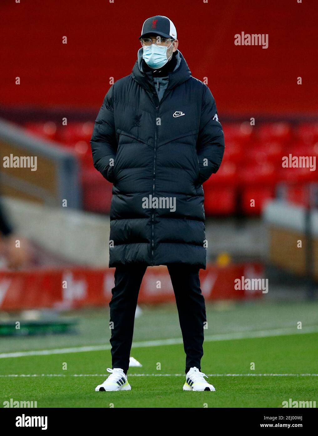 A jurgen klopp mask on hi-res stock photography and images - Alamy