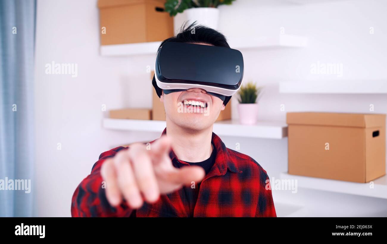 Towards camera hi hi-res stock photography and images - Alamy