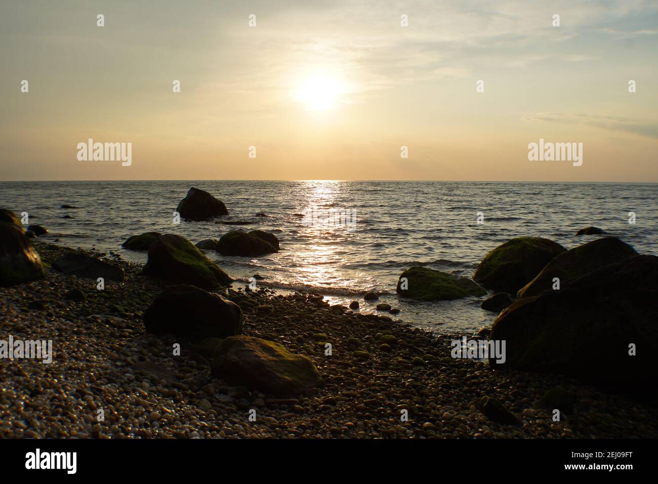 Long island sound beach hi-res stock photography and images - Alamy