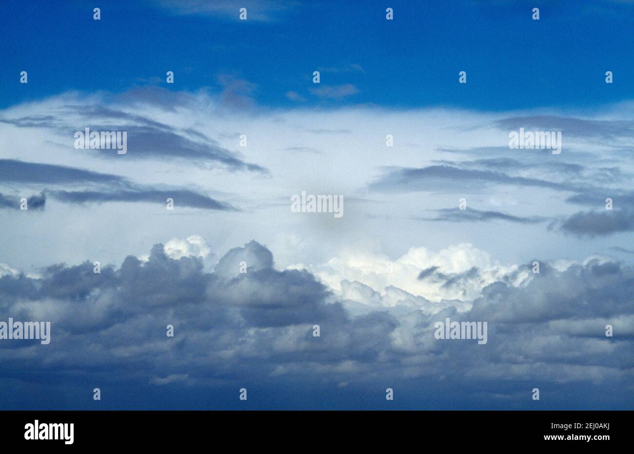 'cumulus hi-res stock photography and images - Alamy