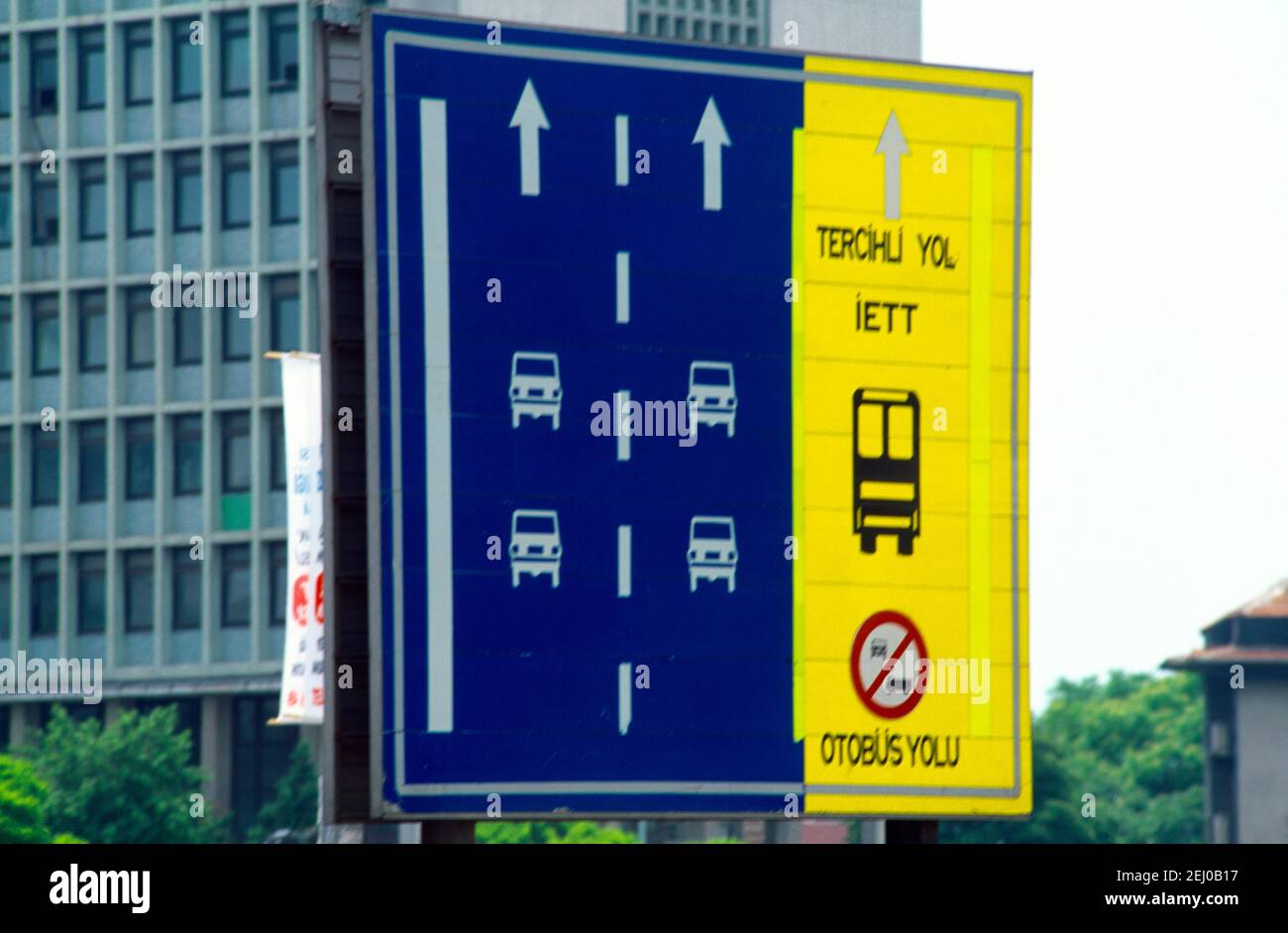 Istanbul Turkey Road Sign Stock Photo - Alamy