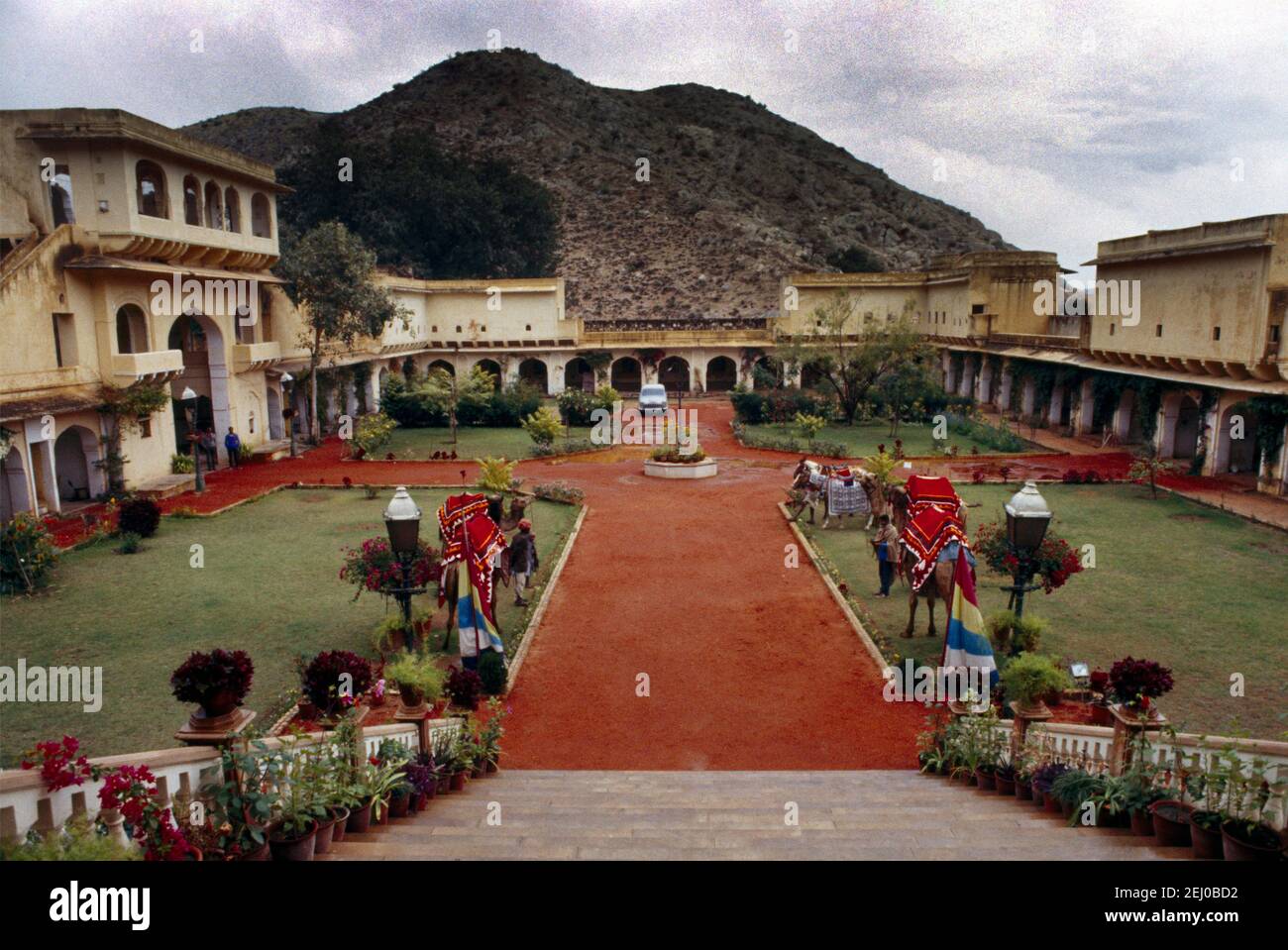 Samode palace hi-res stock photography and images - Alamy