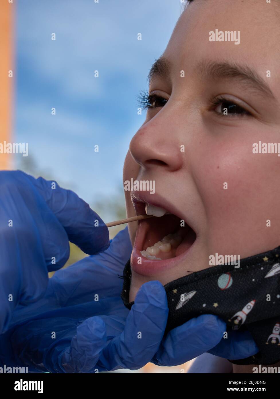 child getting tested for covid-19 Stock Photo - Alamy