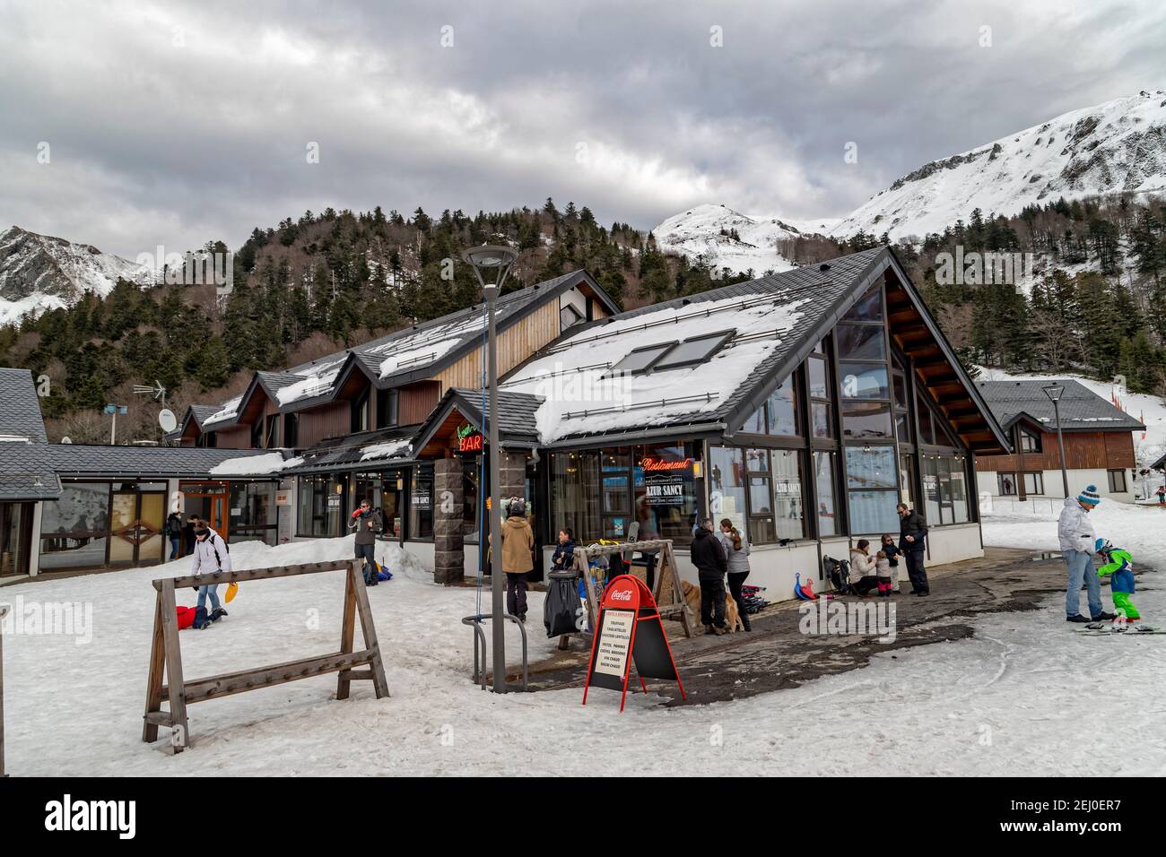 Le Mont-Dore, France. 15th Feb, 2021. The Mont-Dore resort offers a ...