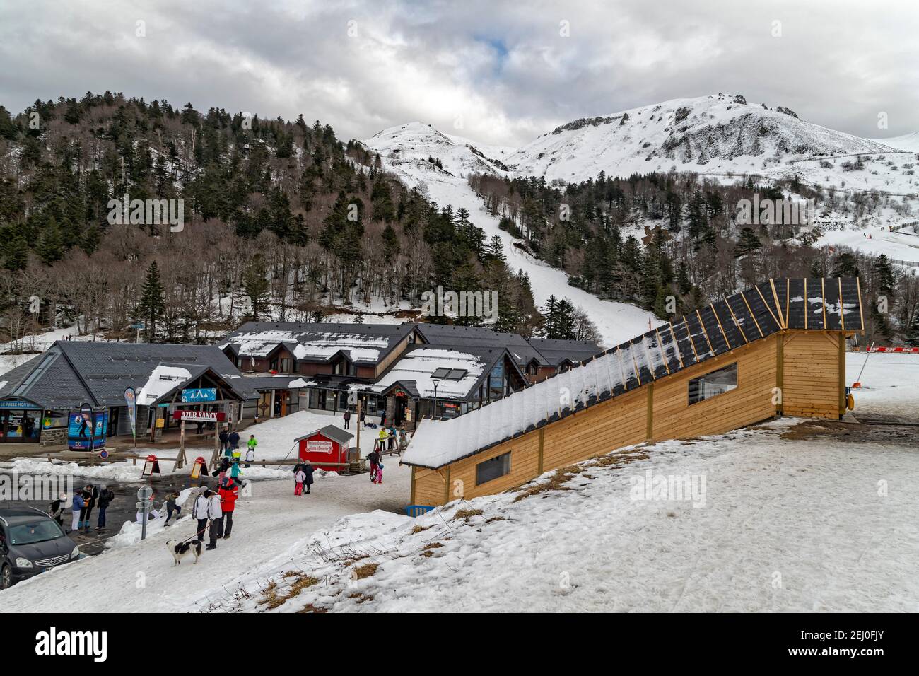 Le Mont-Dore, France. 15th Feb, 2021. The Mont-Dore resort offers a ...
