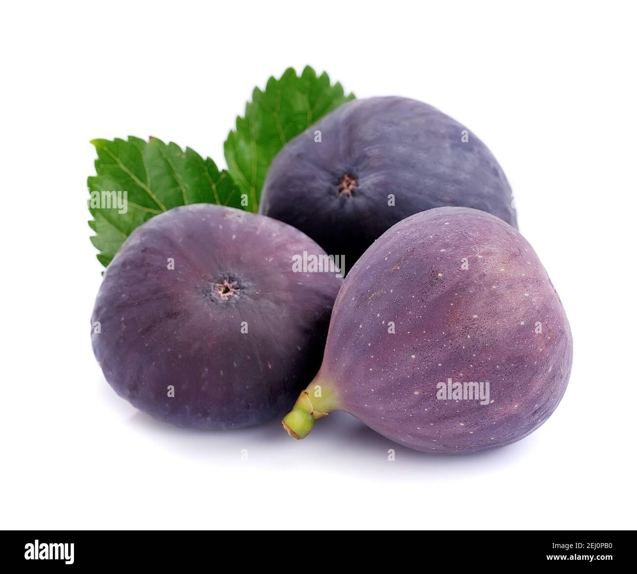 Fresh figs fruits with leaves closeup on white backgrounds Stock Photo ...