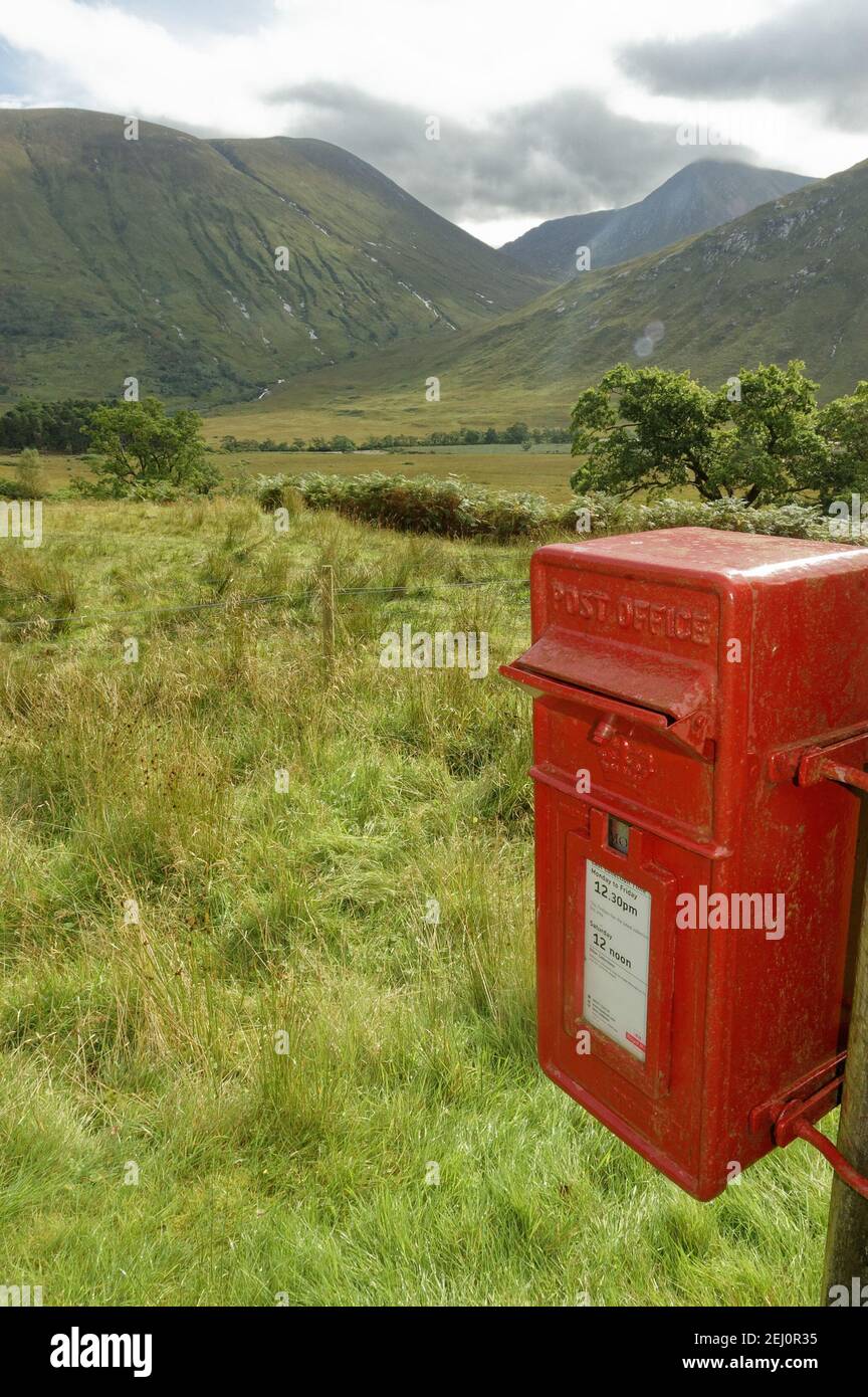 Scottish letter box hi-res stock photography and images - Alamy