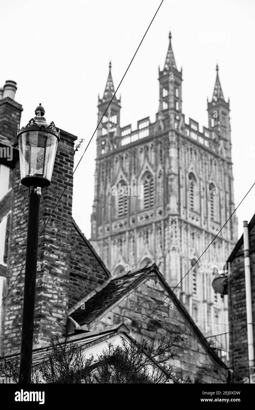 Gloucester Cathedral in monochrome with a lamp post Stock Photo - Alamy