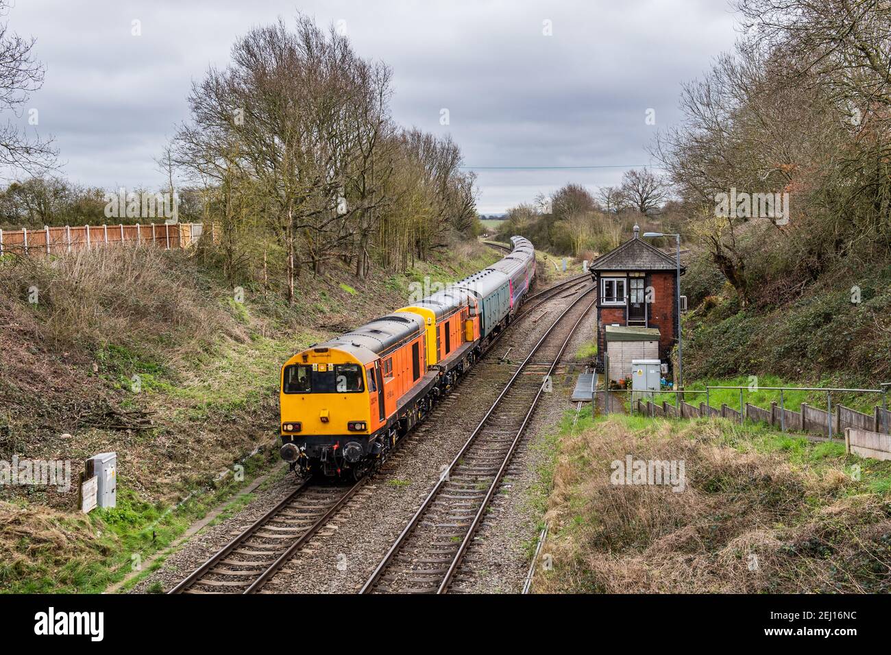 HNRC class 20s Nos. 20314 and 20311 took a rake of ex GWR MK3 HST ...