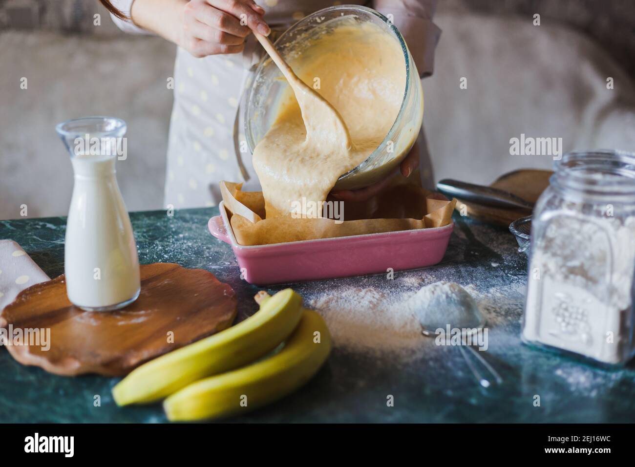 Pouring dough hi-res stock photography and images - Alamy