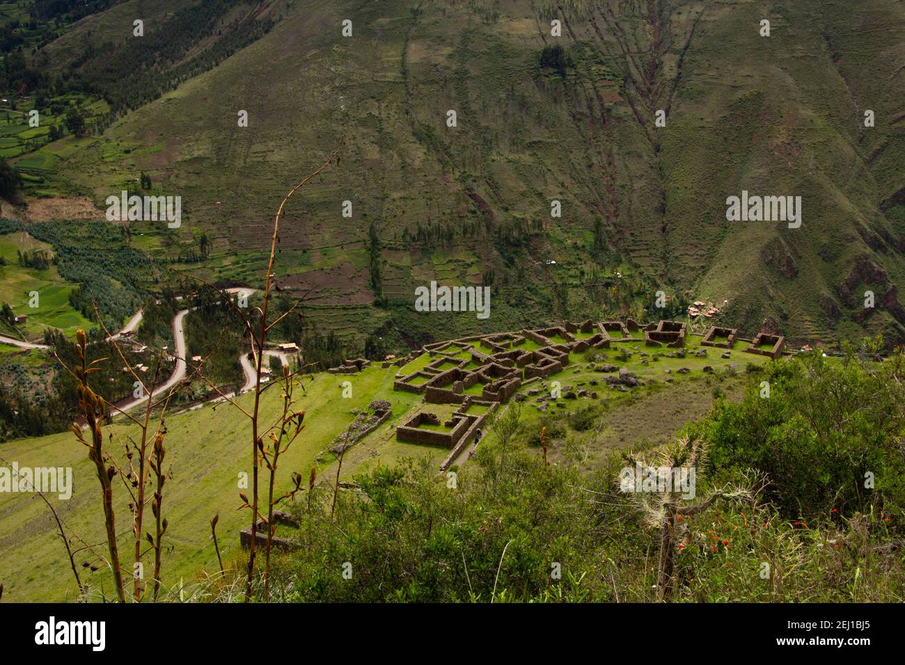 Sacred vally of the inca hi-res stock photography and images - Alamy