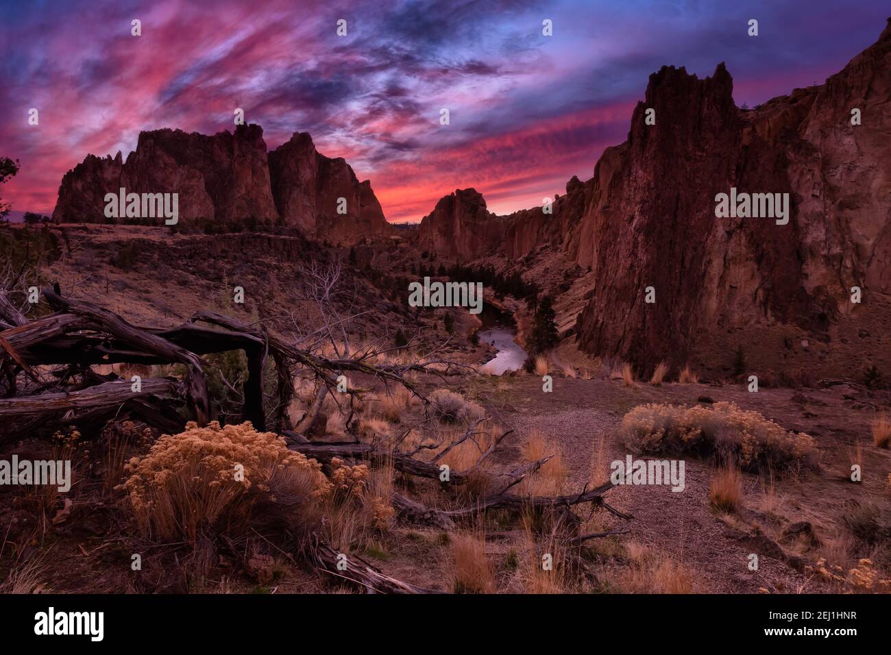Beautiful american mountain hi-res stock photography and images - Alamy