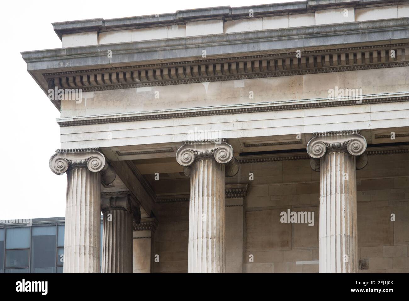 Neoclassical revival architecture hi-res stock photography and images ...