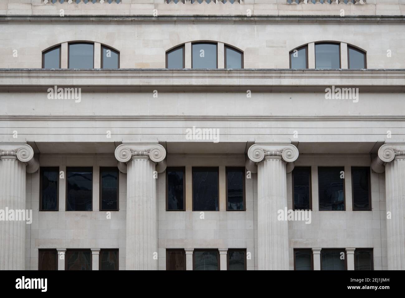 Canada House Canadian Embassy London Stock Photo - Alamy