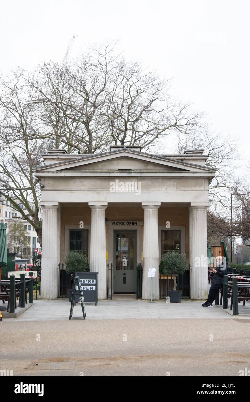 Hyde Park Corner Lodge Cafe Greek Revival Architecture Stock Photo - Alamy