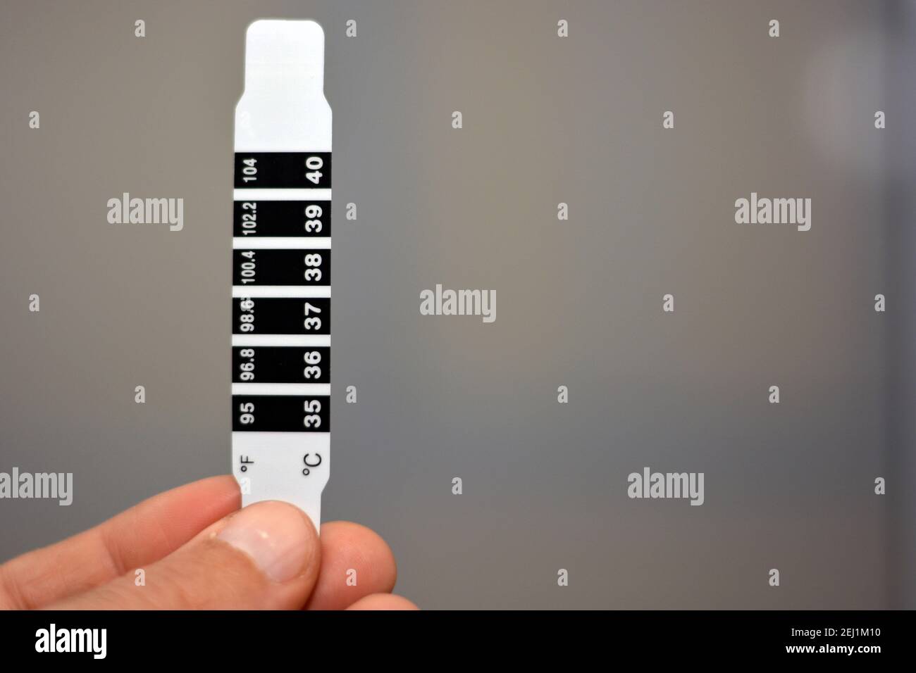 Fast Check digital Forehead Thermometer Strip, Quick Read in Celsius ...