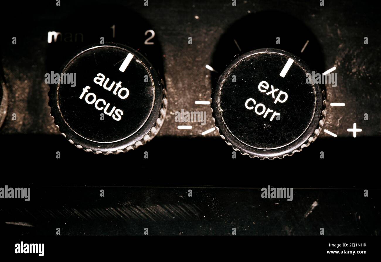 An Old Photo Camera Exposure and Focus Button Stock Photo - Alamy
