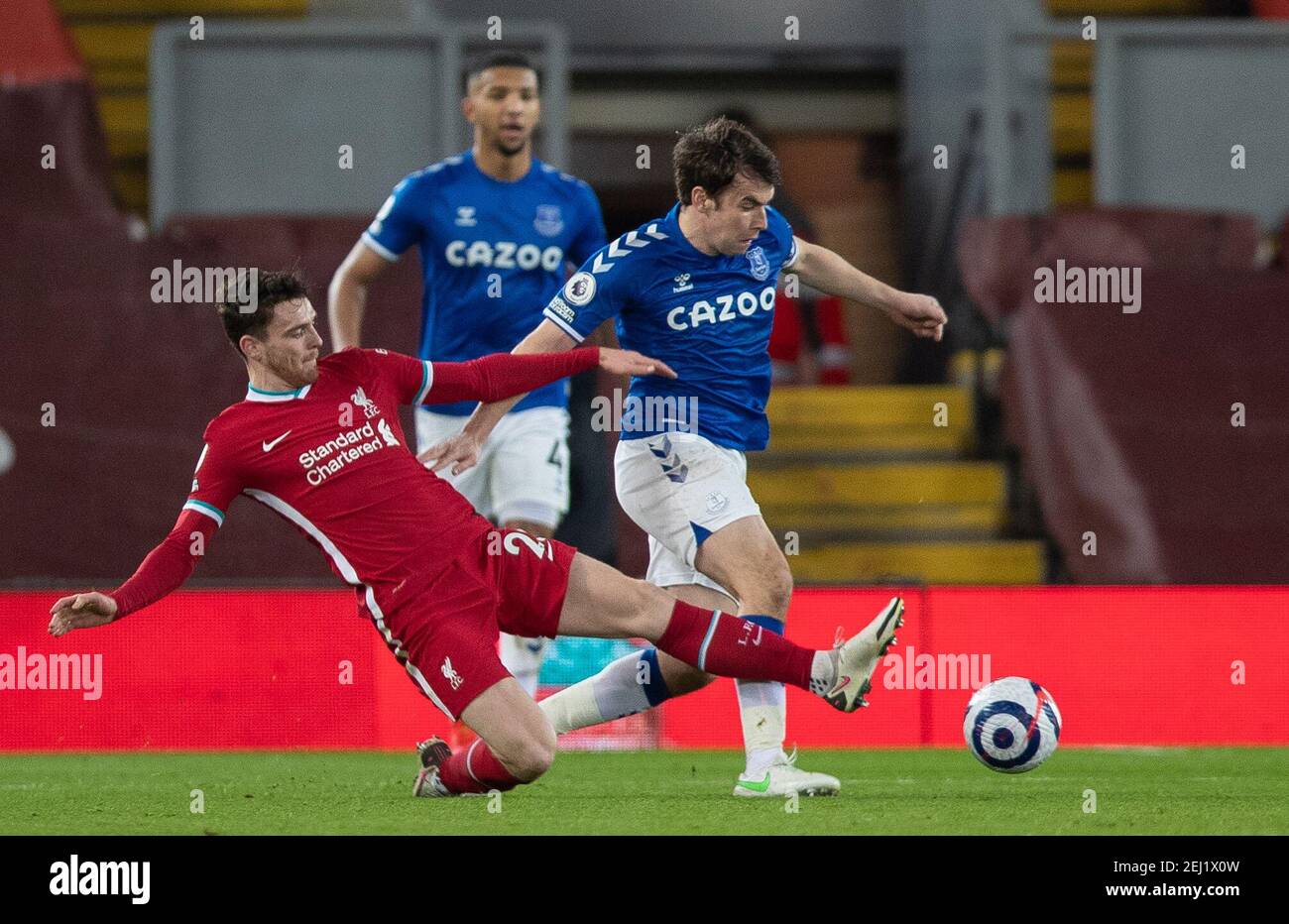 Andrew robertson everton anfield hi-res stock photography and images ...