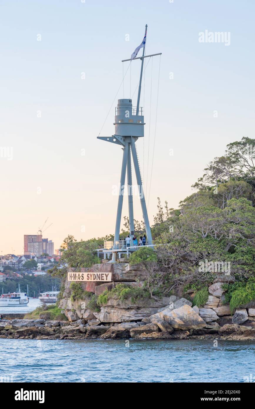 The foremast of the naval cruiser HMAS Sydney at Bradley's Head in ...