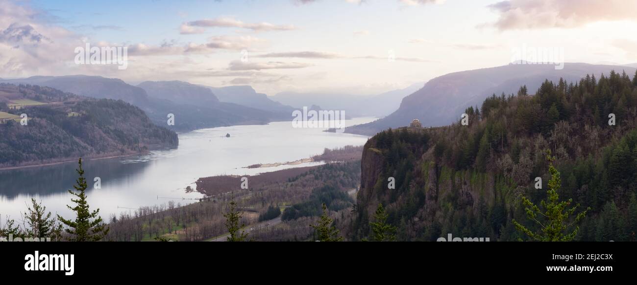 Portland womens forum scenic viewpoint hi-res stock photography and ...