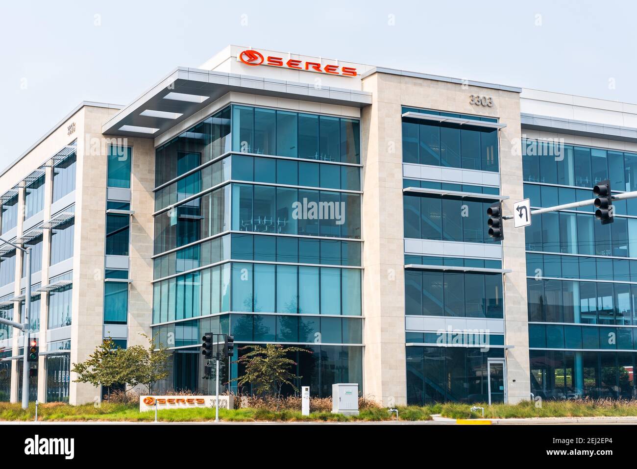 Seres electric vehicles hi-res stock photography and images - Alamy