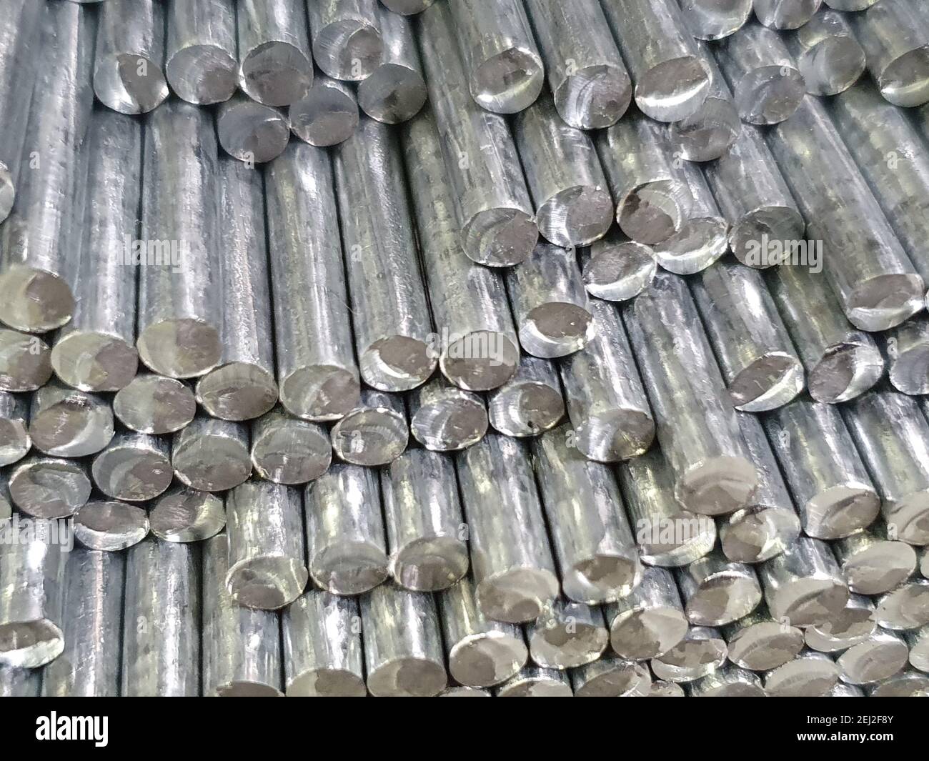 Steel round bar hi-res stock photography and images - Alamy