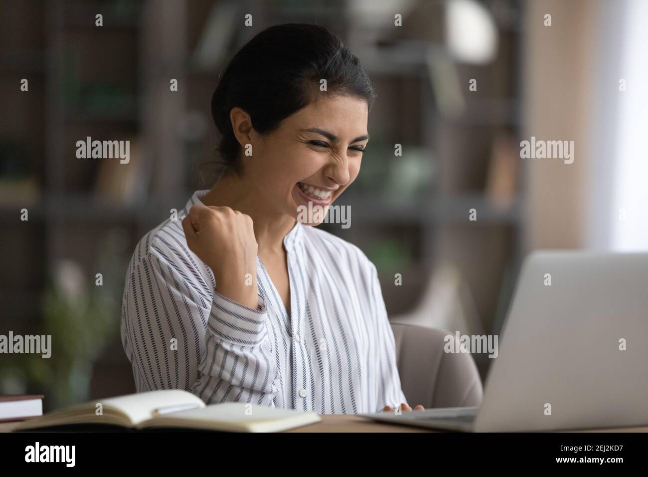 Woman triumph hi-res stock photography and images - Alamy