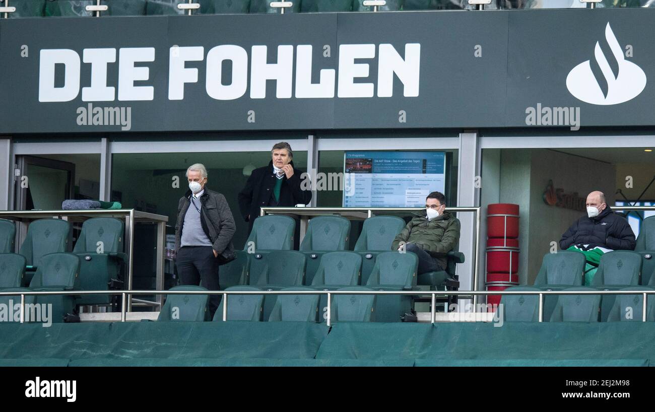 u.a. Vize-Präsident Rainer Bonhof (BMG), Hans Meyer, Geschäftsführer ...