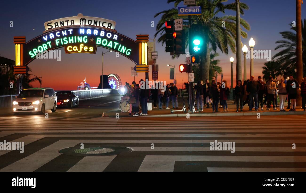 SANTA MONICA, LOS ANGELES CA USA - 19 DEC 2019: Summertime iconic ...