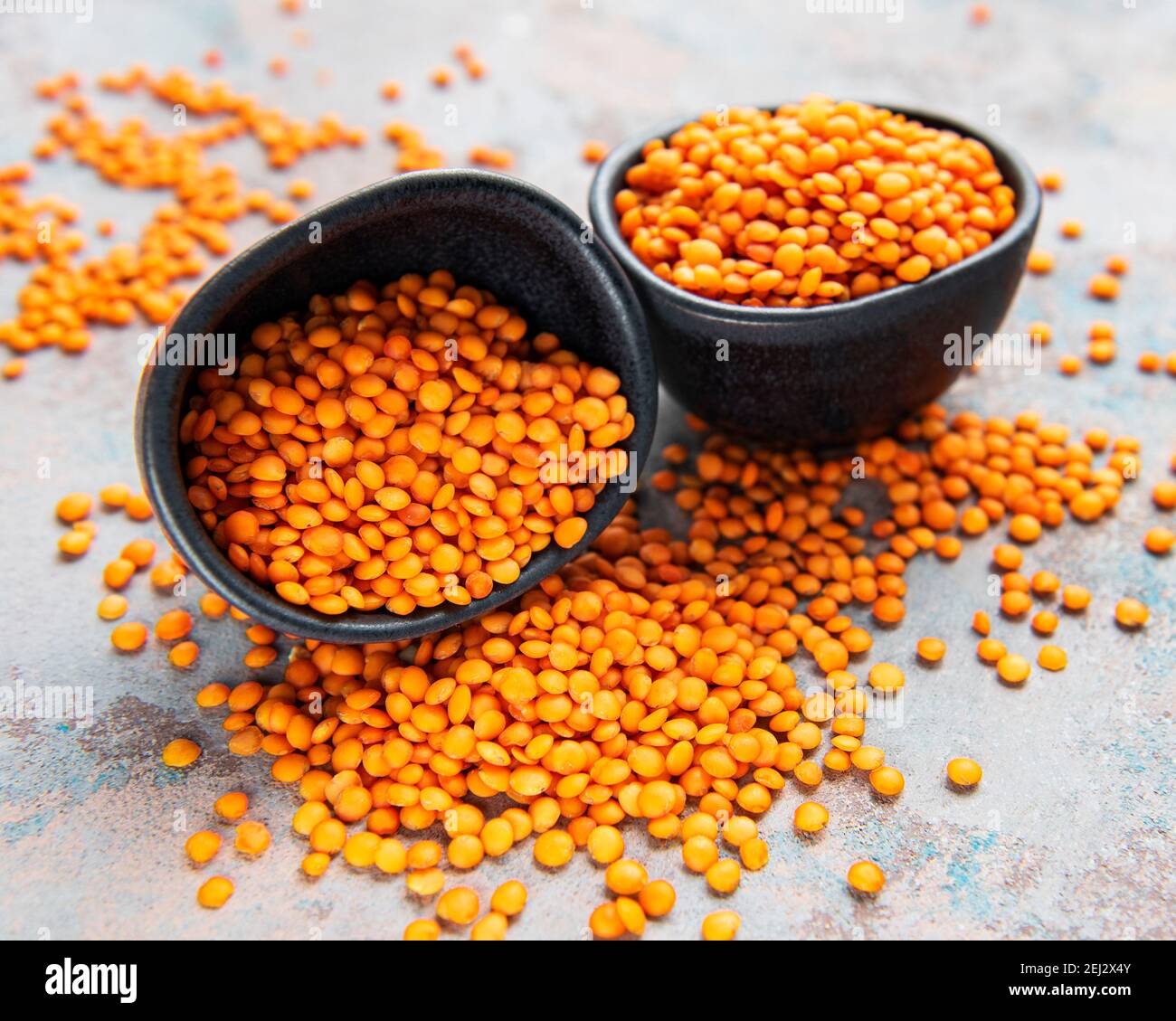Whole red lentils seeds hi-res stock photography and images - Alamy
