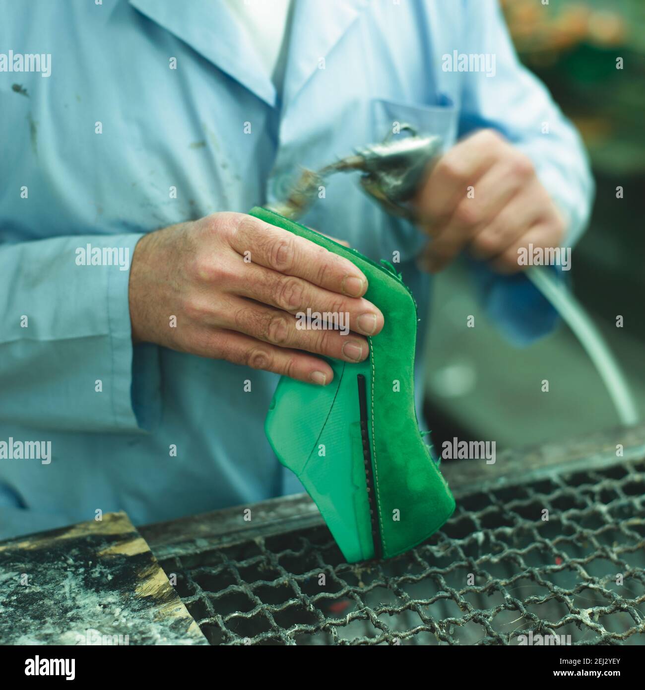 How to build a shoe. Artisan processing phase for the construction of ...