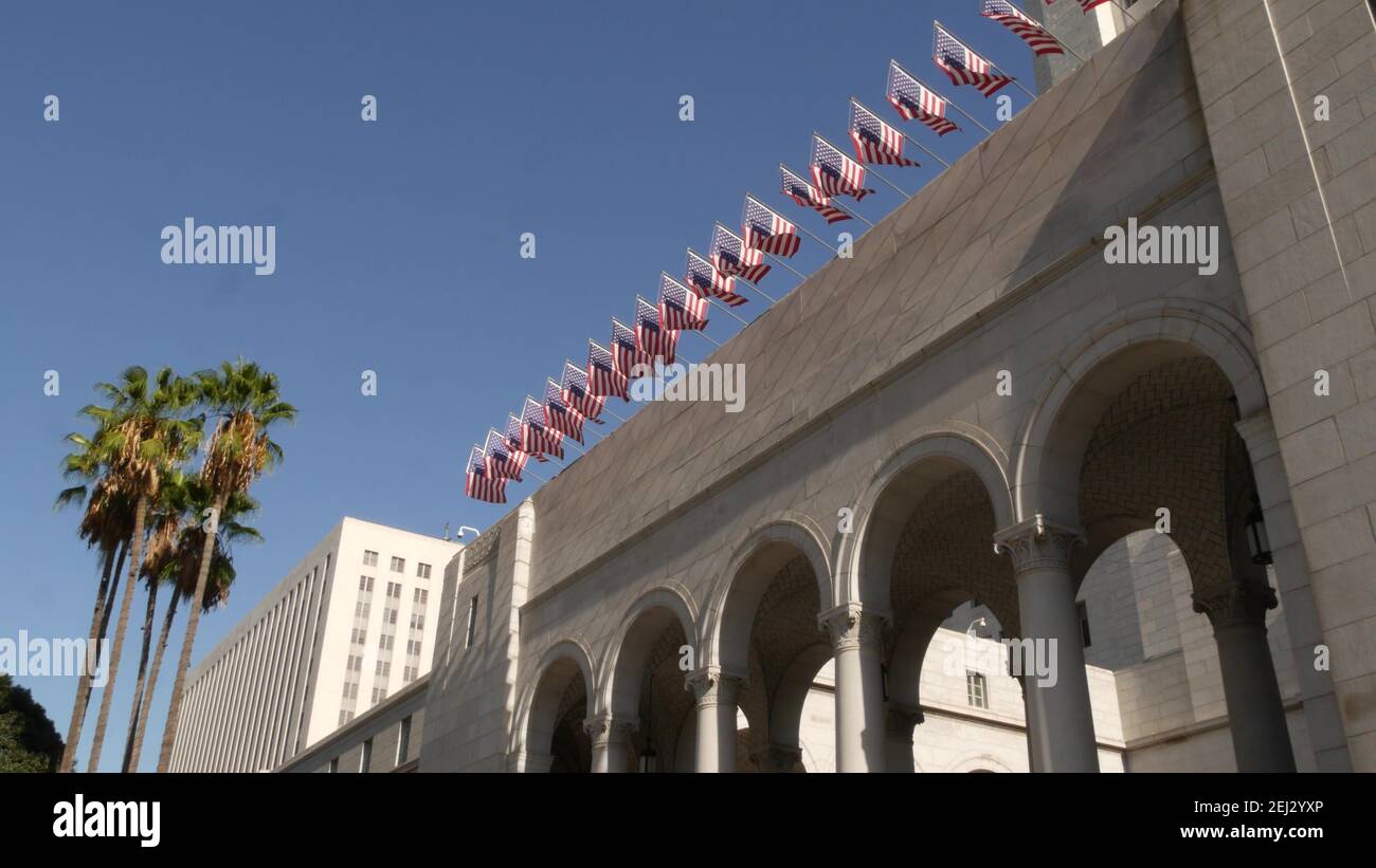 LOS ANGELES, CALIFORNIA, USA - 30 OCT 2019: City Hall highrise building ...
