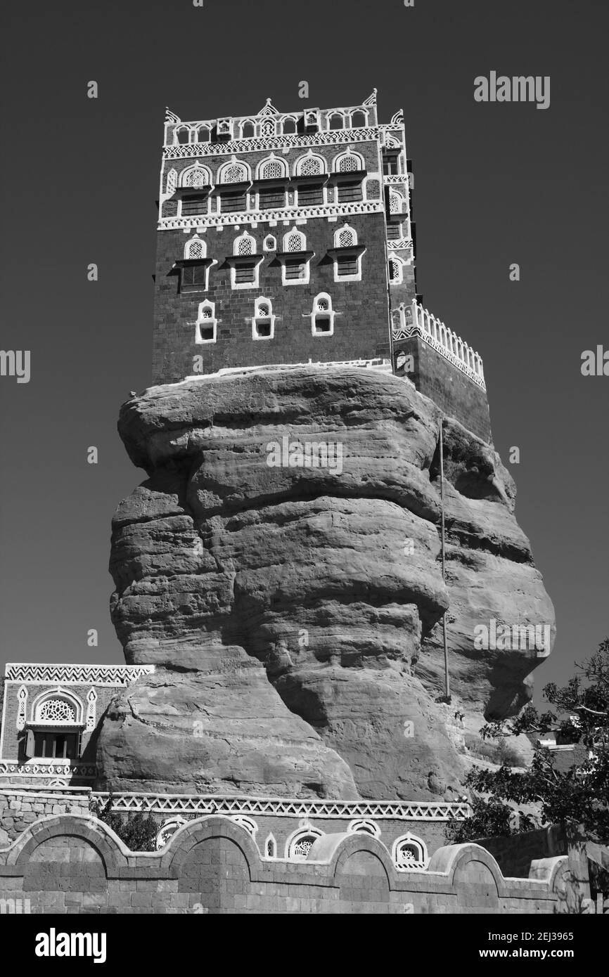 Dar al hajar yemen Black and White Stock Photos & Images - Alamy