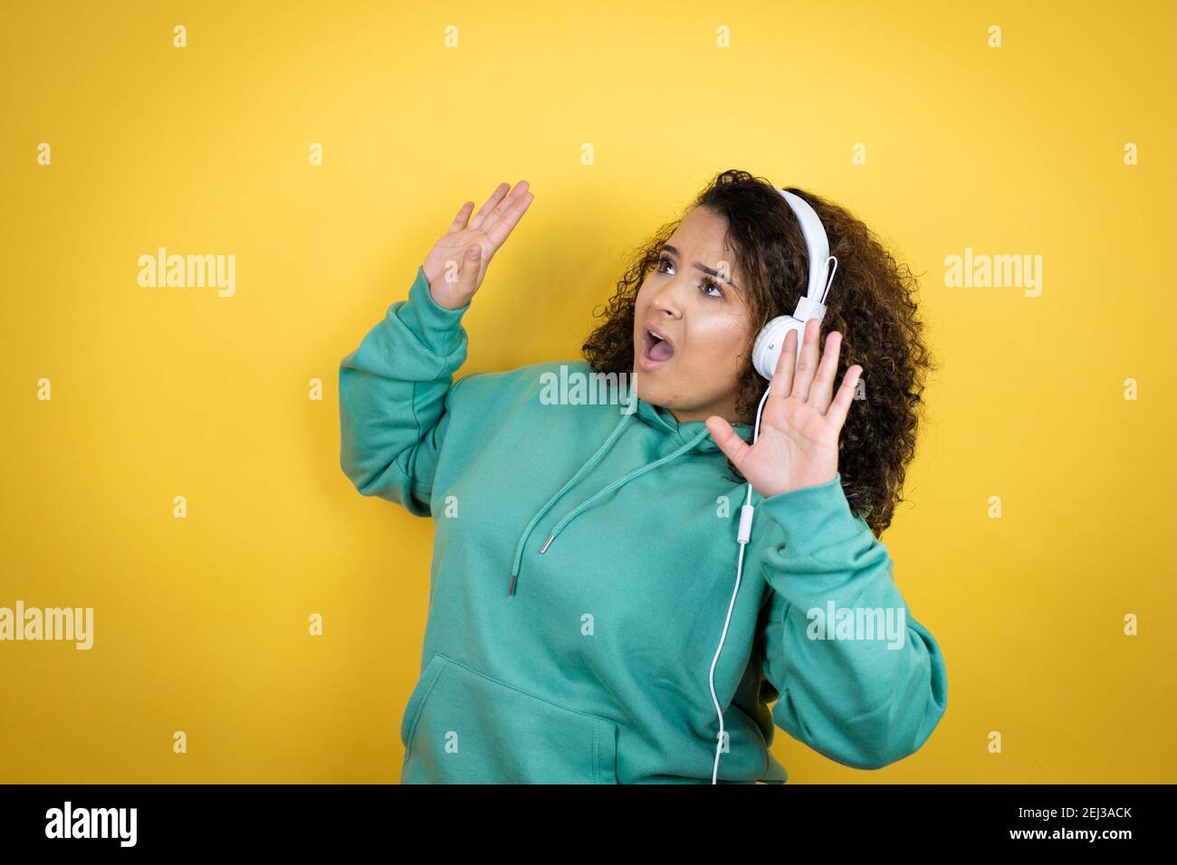 Girl falling ladder hi-res stock photography and images - Alamy